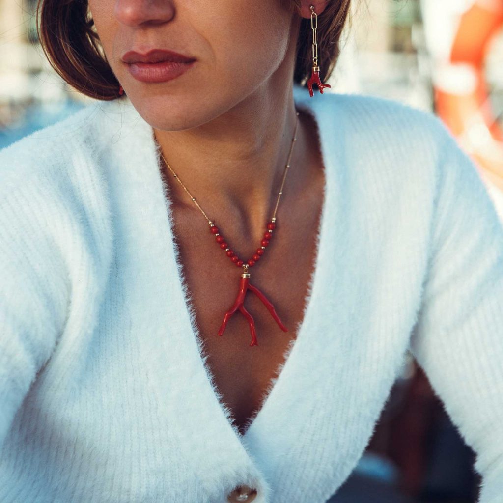 Collier en corail Médusa full branche grandes perles | L’atelier du corail